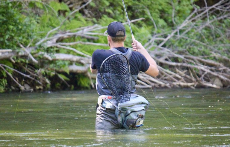 Fishpond Nomad Mid-Length Net Review - Man Makes Fire