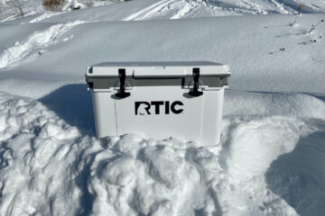 RTIC 32 QT Ultra-Light Cooler Review - Man Makes Fire