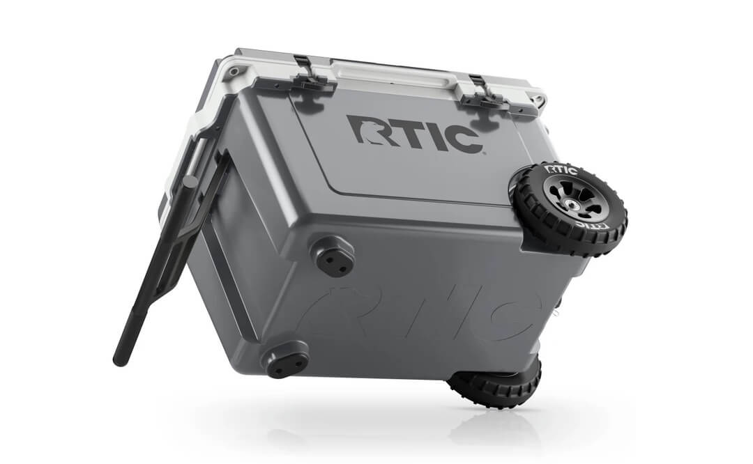 RTIC 52 QT Ultra-Light Wheeled Cooler Review: Pulls Easy